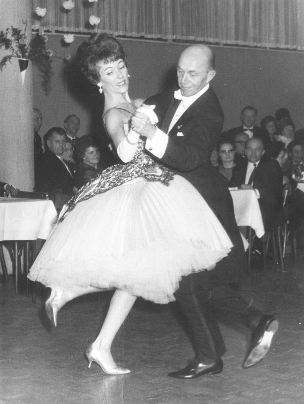 Zum 90. Geburtstag von Edith Müller - Landestanzsportverband Berlin